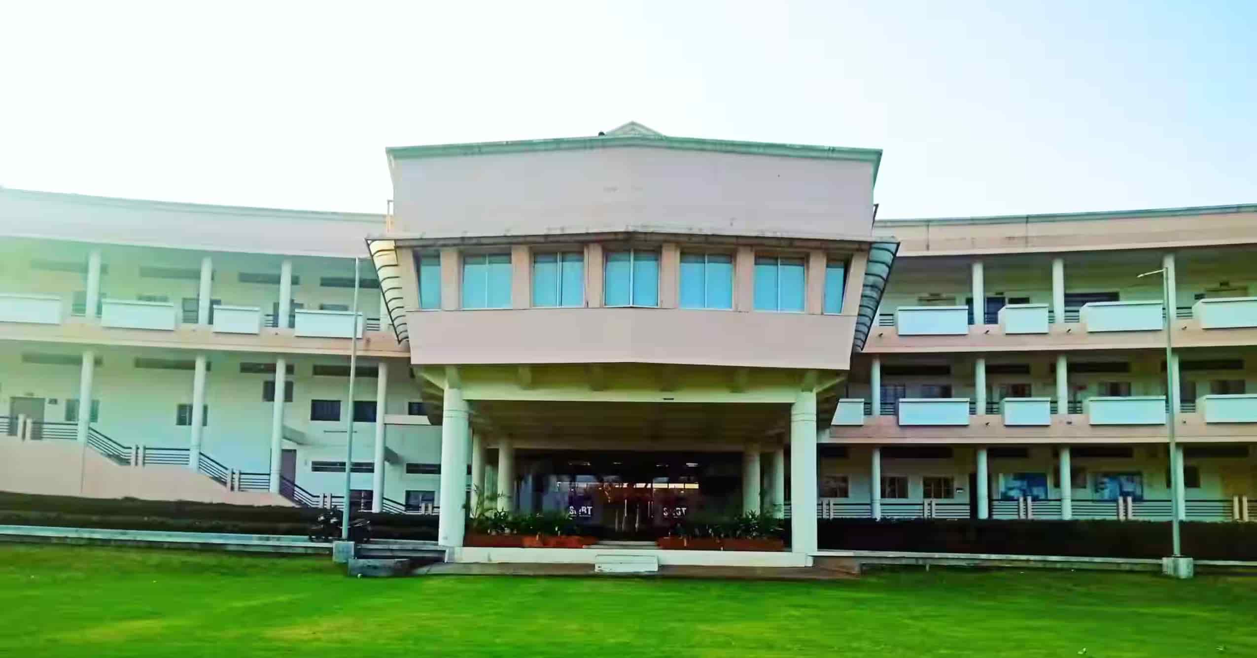 Top 7 BAMS Colleges in Nashik (2025): Reviewed & Ranked
