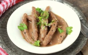 18 Famous Foods in Nashik You Must-Try (2025 List)